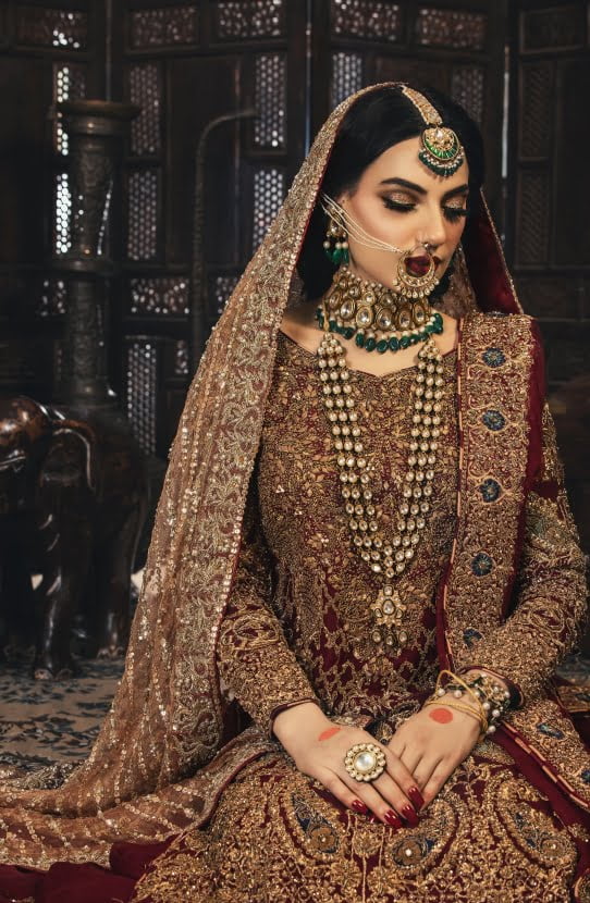 HSY| Signature Bridal Ensemble with Handcrafted Gold Embroidery