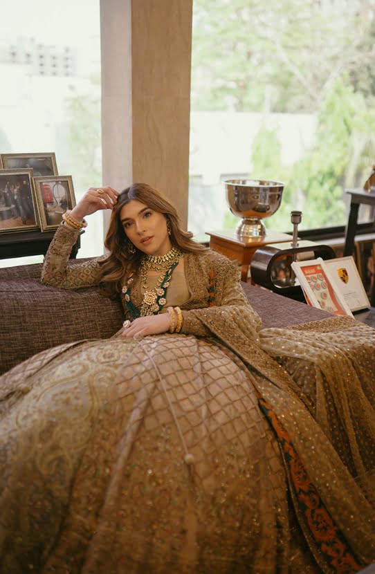 HSY| Classic Embroidered Front-open Gown with a Lehenga